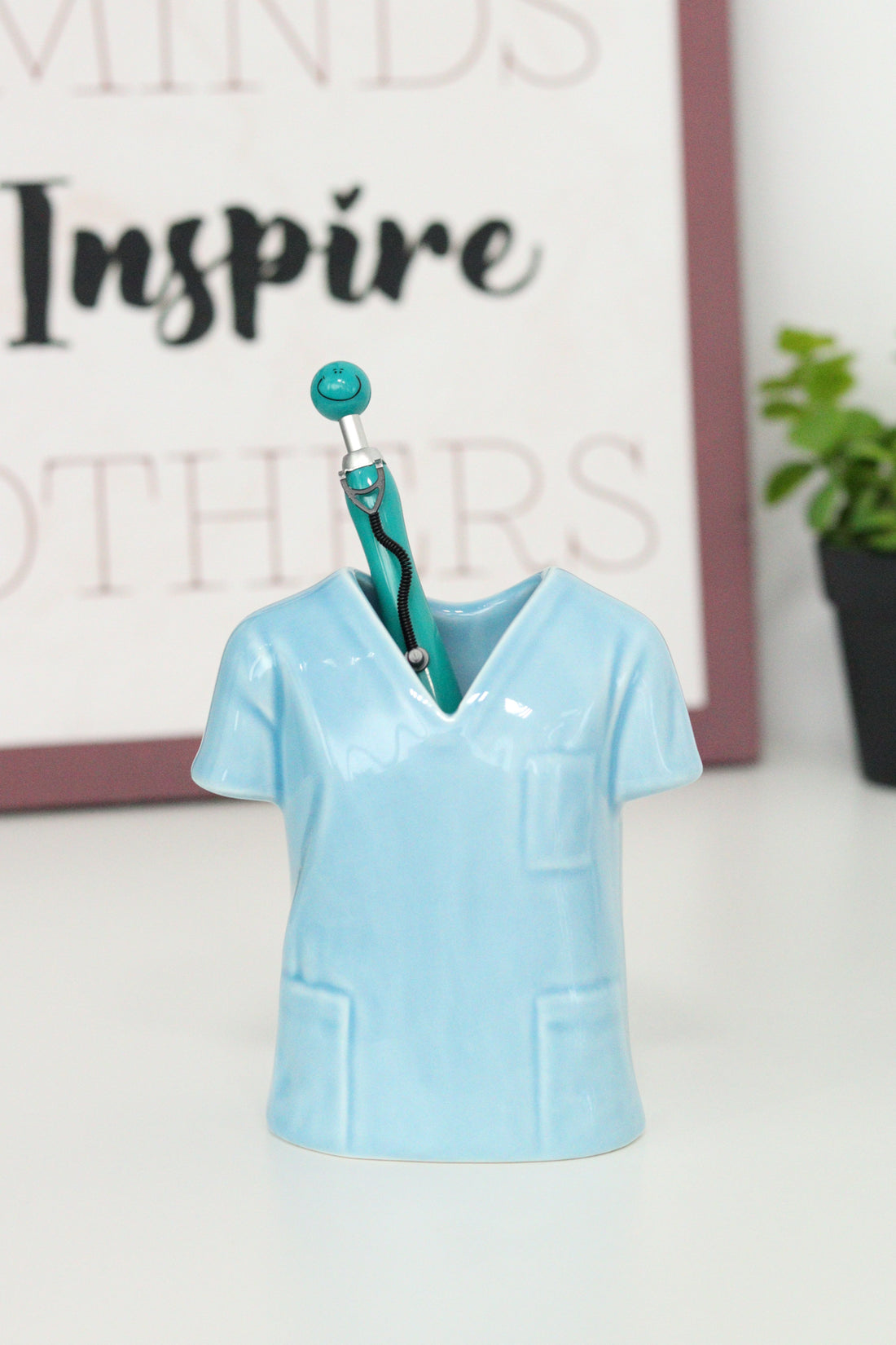 Ceramic Doctor Pen Holder | Scrubs & Clogs – SCRUBS AND CLOGS